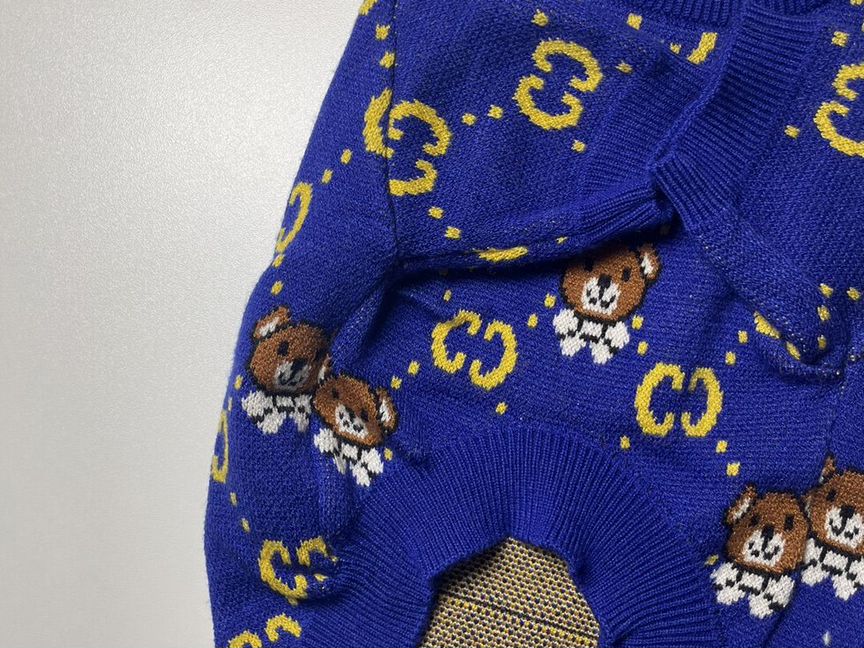 Свитер для собак