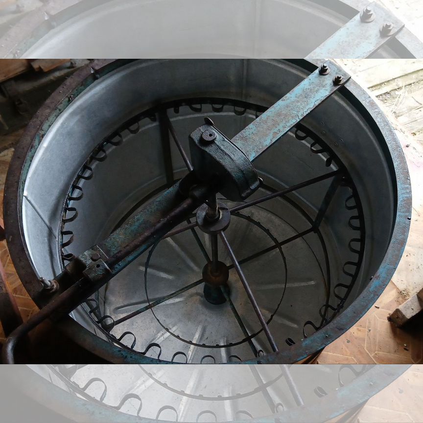 Медогонка 4 рамочная