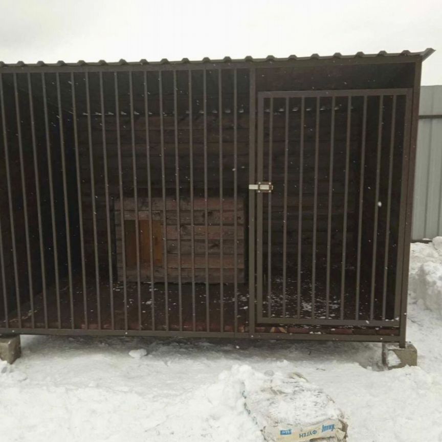 Вольеры и будки для собак