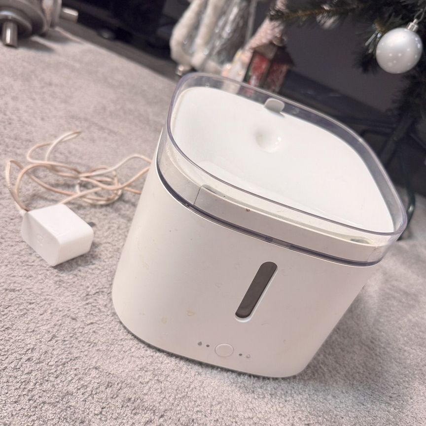 Поилка для домашних животных