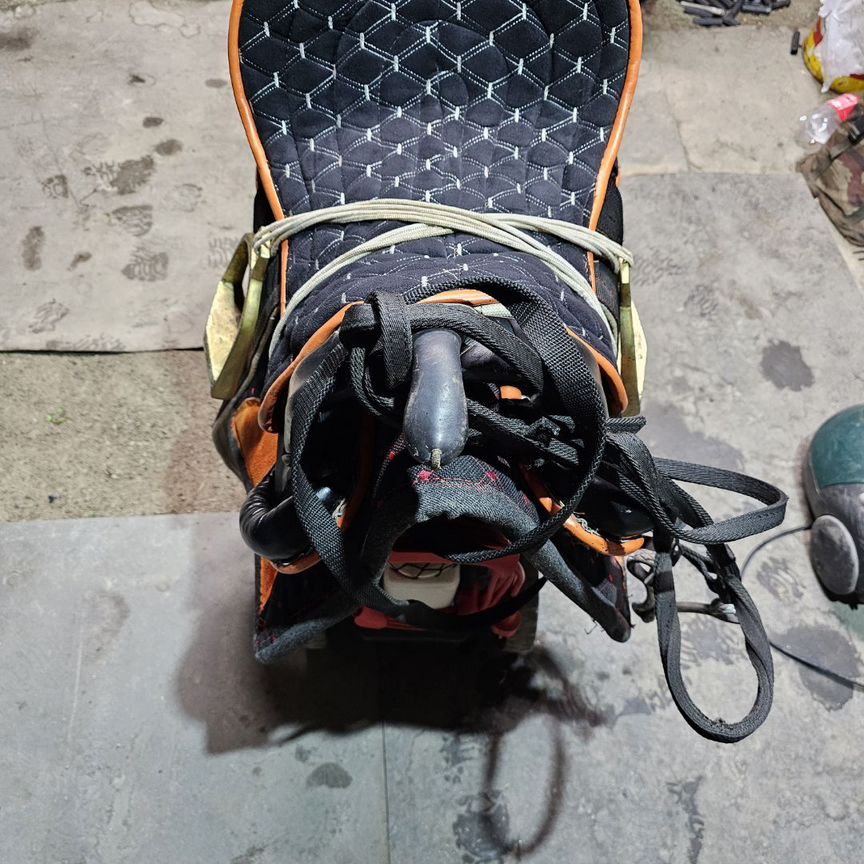 Седло для лошади