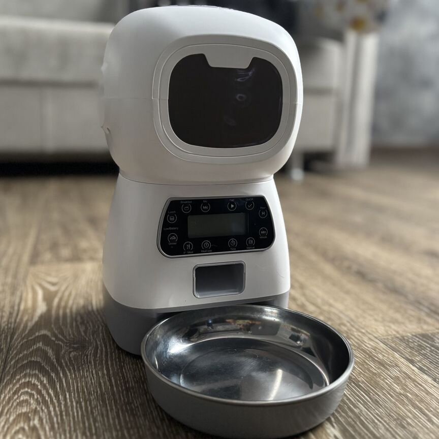 Автоматическая кормушка для собак