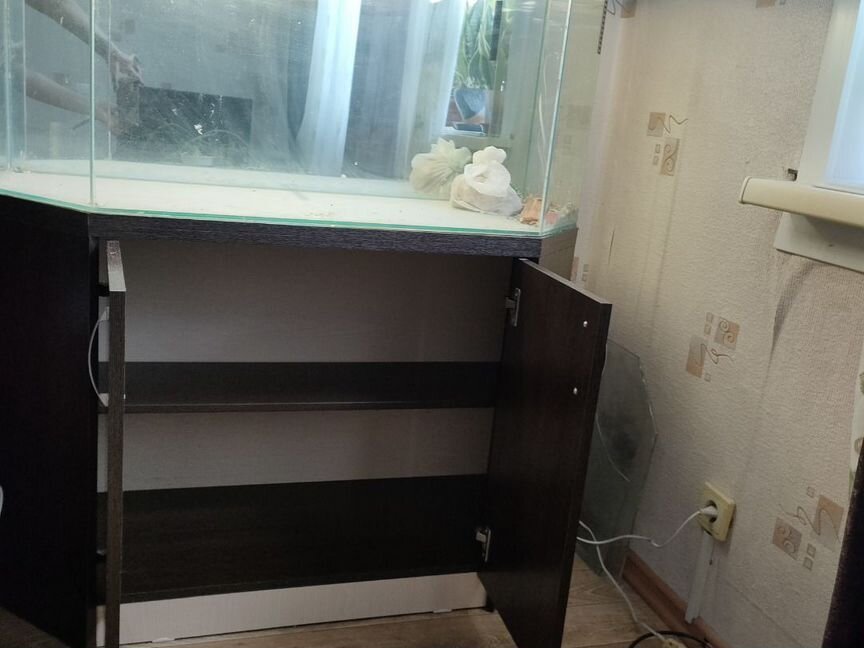Аквариум с тумбой 260 литров