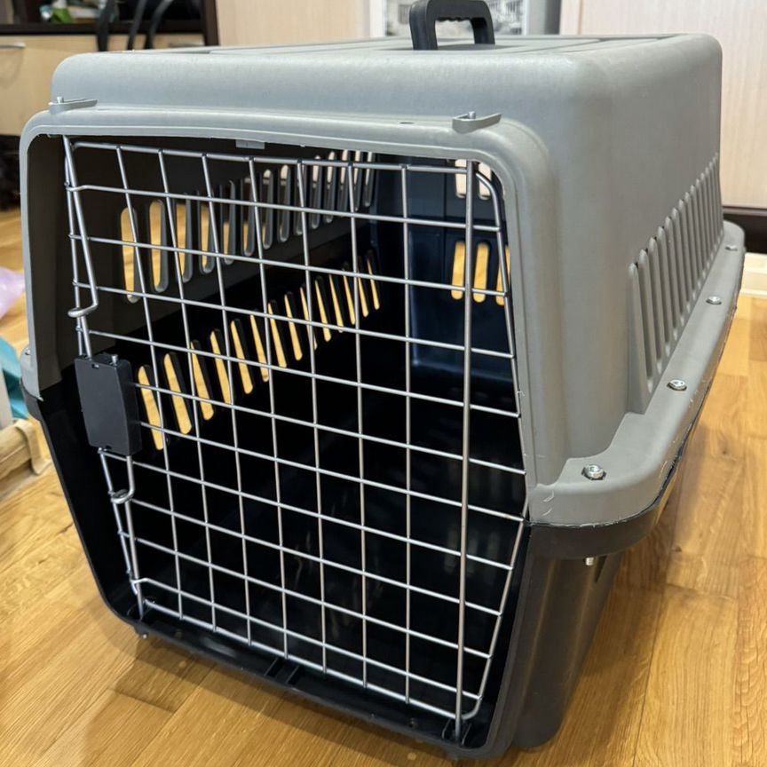 Большая переноска для кошек и маленьких собак