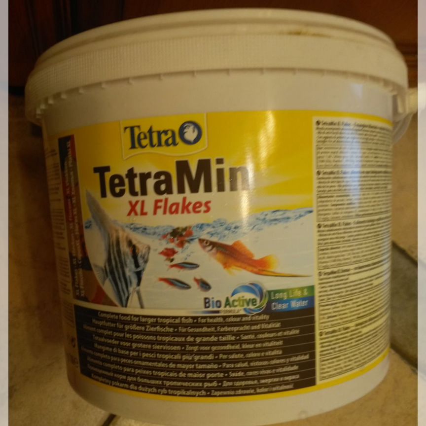 Корм для аквариумных рыбок