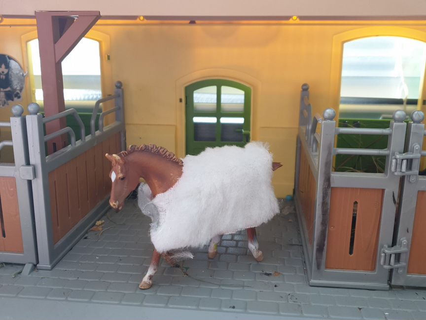 Меховая попона на жеребёнка Schleich