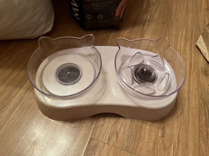 Миски с подставкой