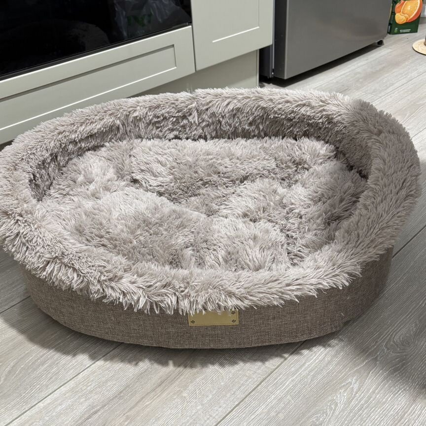 Лежанка для кошек