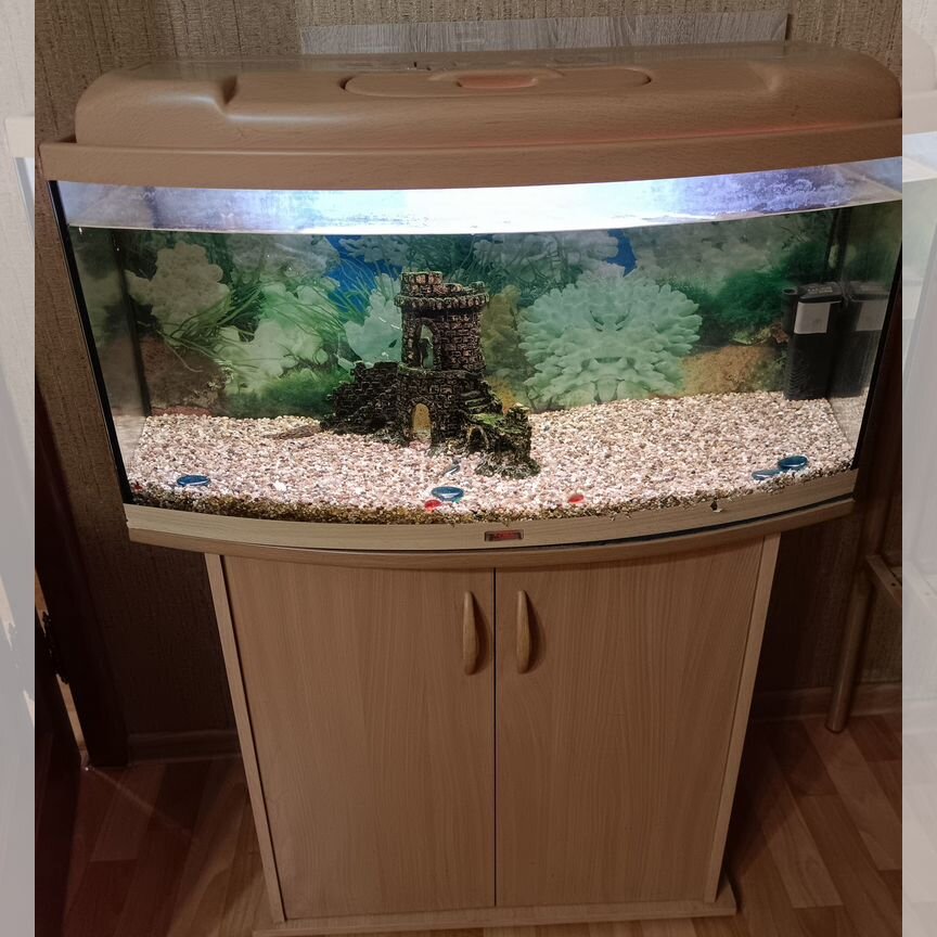 Аквариум с тумбой