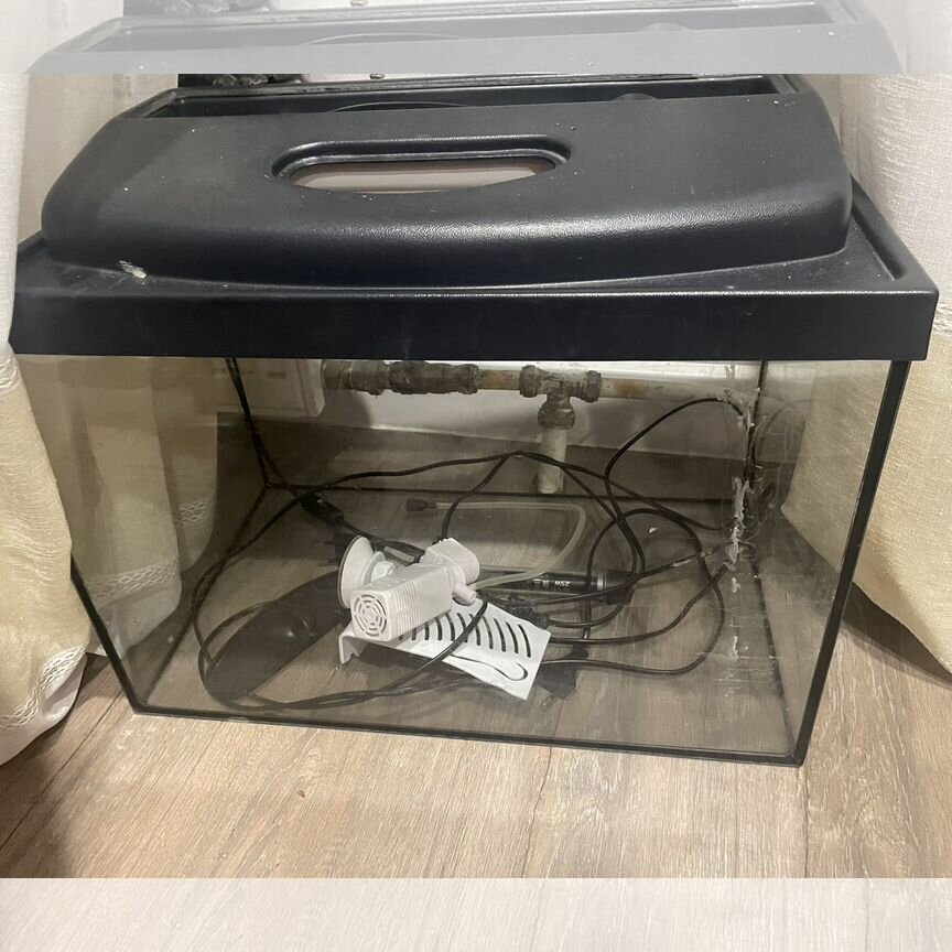 Аквариум для рыб, черепах