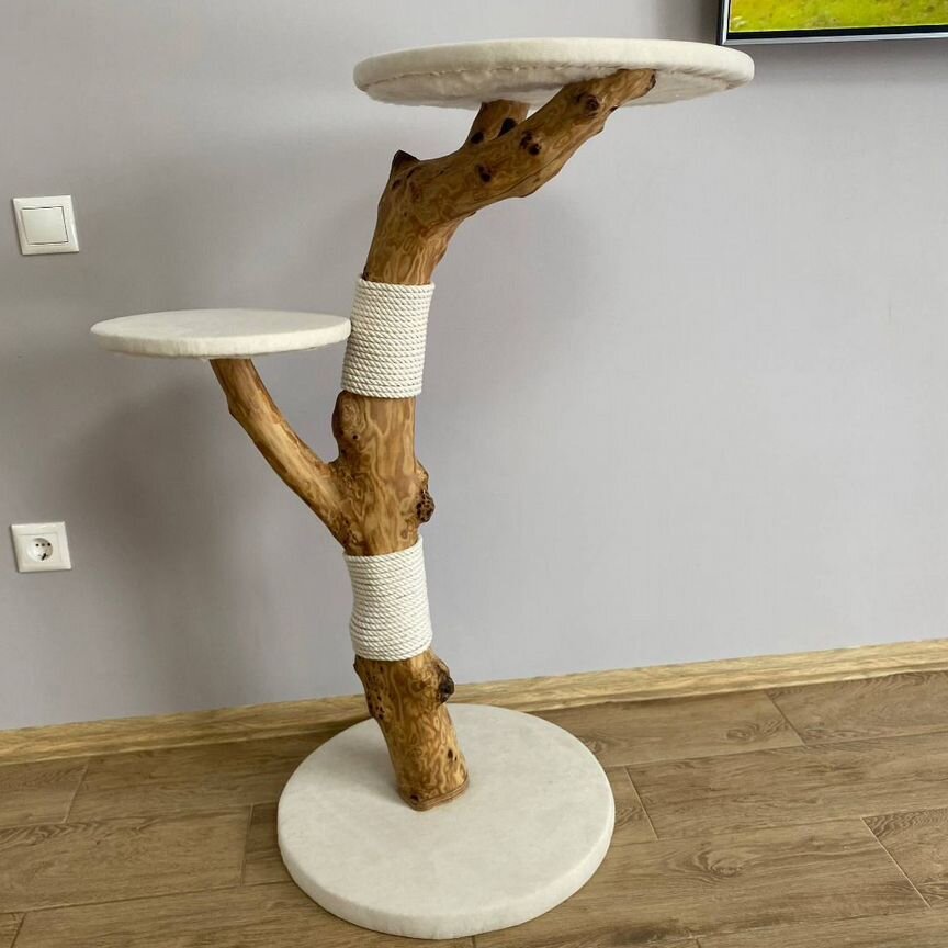 Когтеточка из натурального дерева для кошек