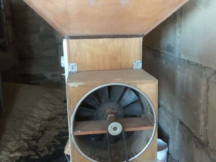 Аэродинамический очиститель зерна