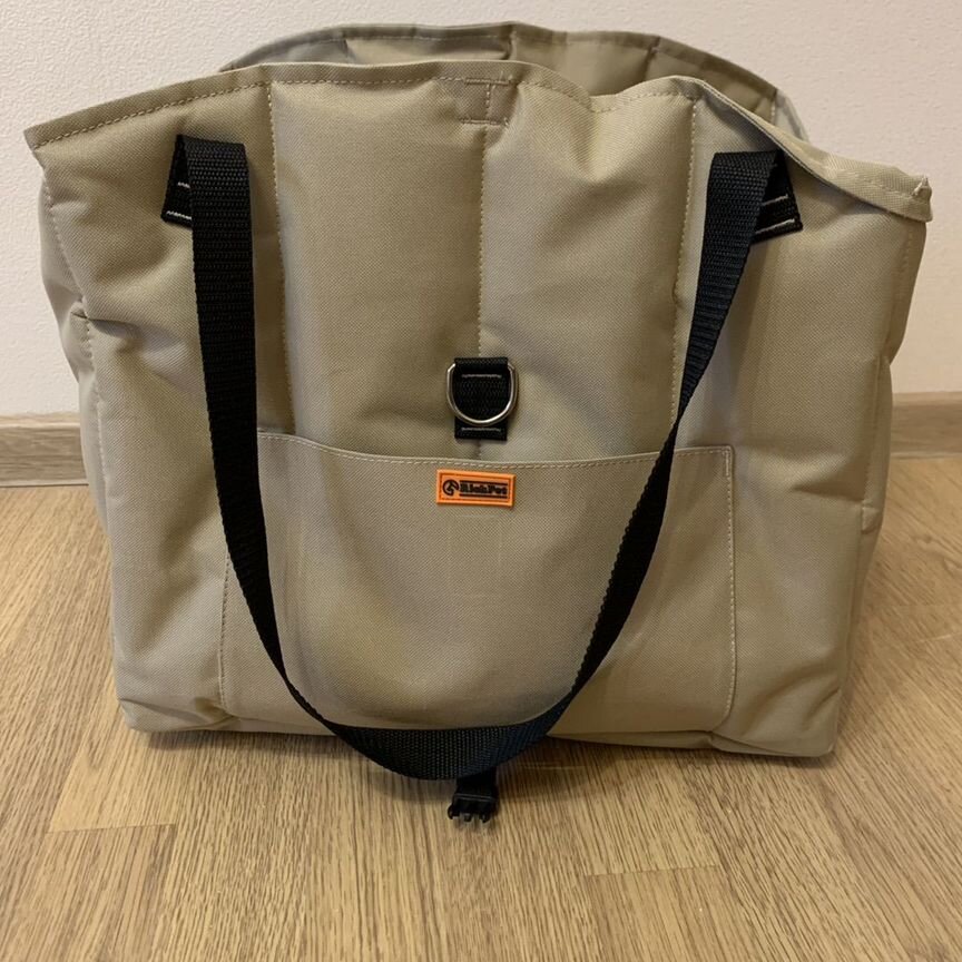 Автокресло для собак