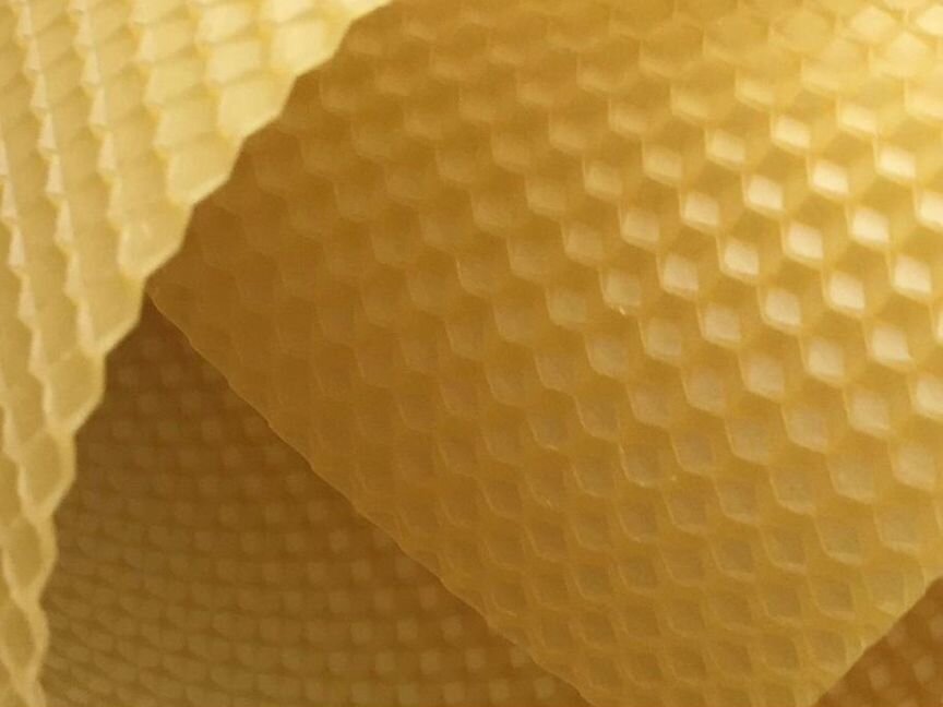 Свежая пчеловодная вощина из натурального воска