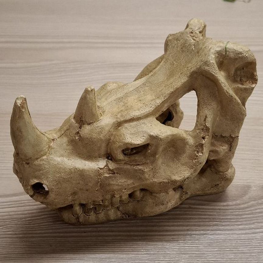 Грот в аквариум