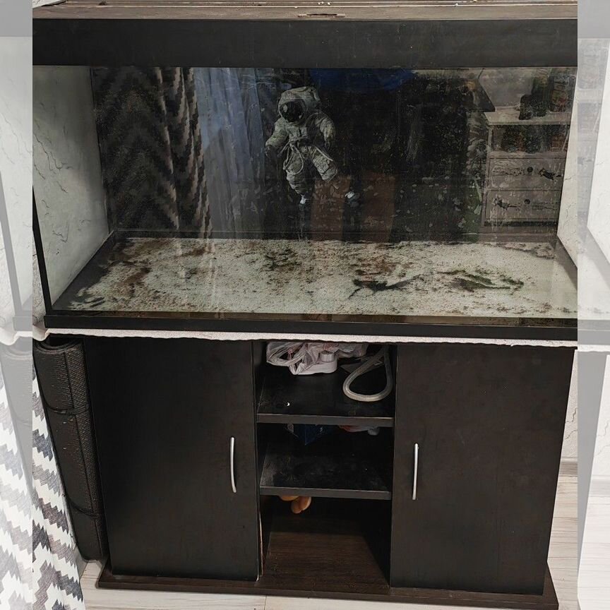 Аквариум 350 литров с тумбой