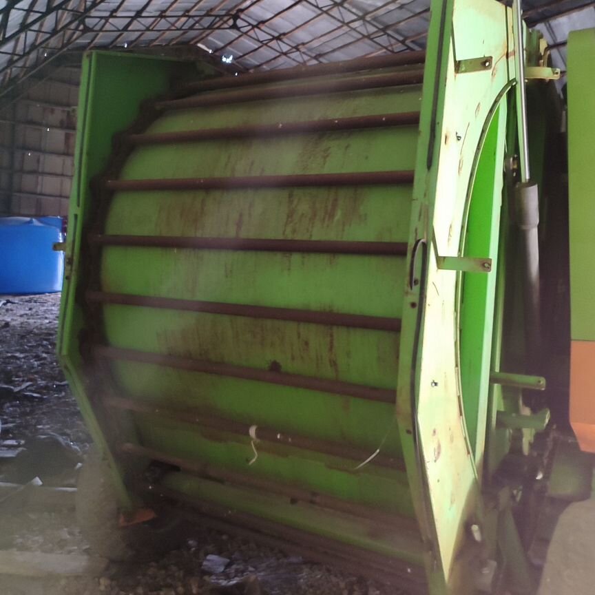 Пресс подборщик рулонный Валагри