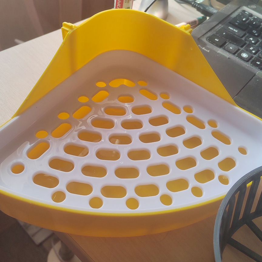 Туалет для грызунов и колесо