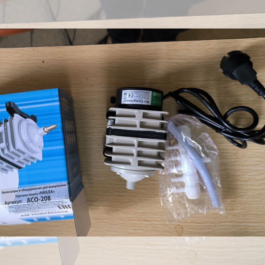 Компрессор аквариумный hailea aco 208