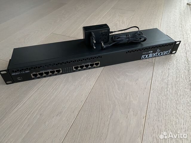 Маршрутизатор Mikrotik RB2011iL-RM купить в Санкт-Петербурге ...