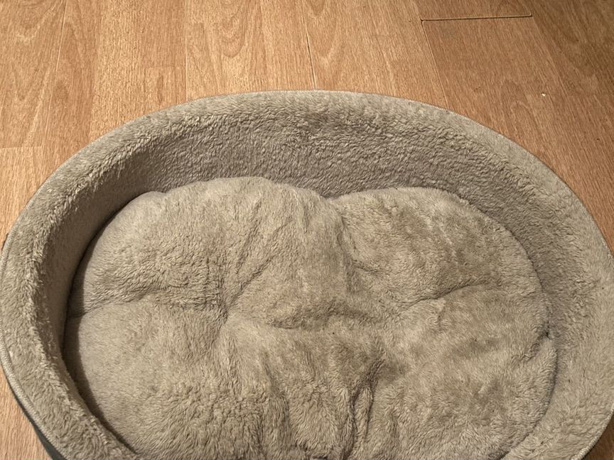 Лежанка для маленьких собак или щенков