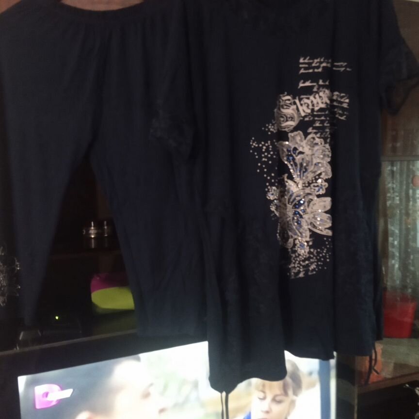 Продам костюм женский Турция размер 60-66