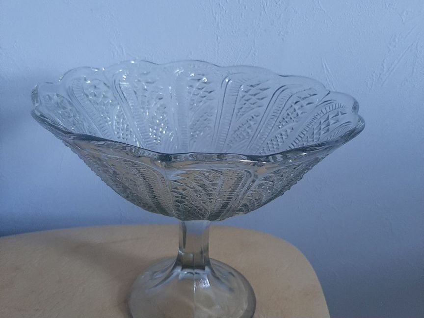 Ваза для фруктов или конфет, цветное стекло СССР