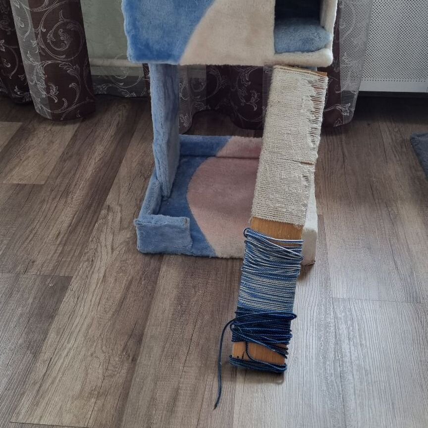 Домик для кошки с когтеточкой бу