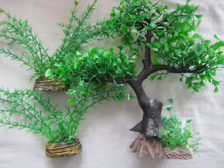 Искусственное дерево в террариум