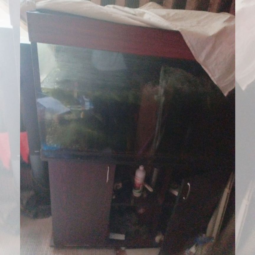 Аквариум с тумбой