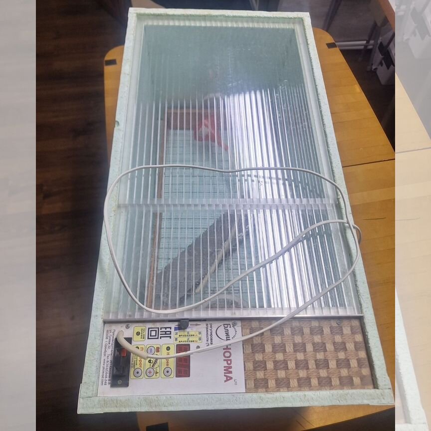 Инкубатор для яиц автоматический бу