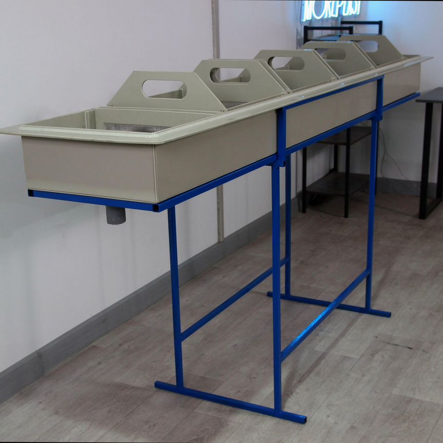 Инкубатор лоткового типа пластик