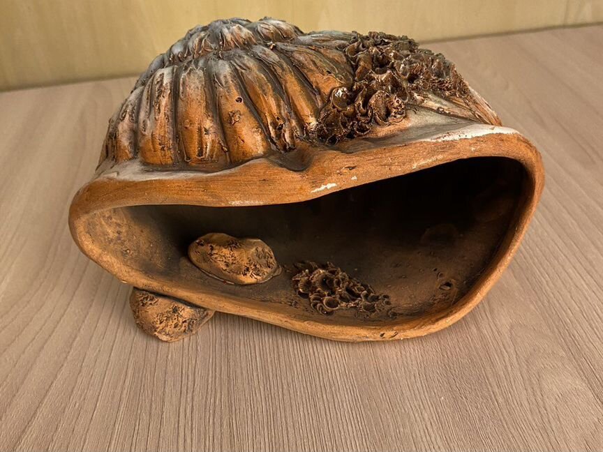 Камень в аквариум