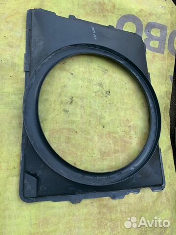 Диффузор радиатора на Мерседес Актрос 9425050955 купить в Одинцово | Авито