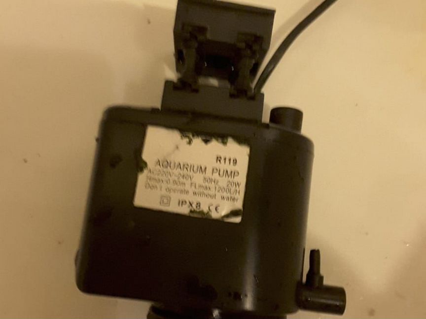 Фильтр помпа для аквариума "Джебо"