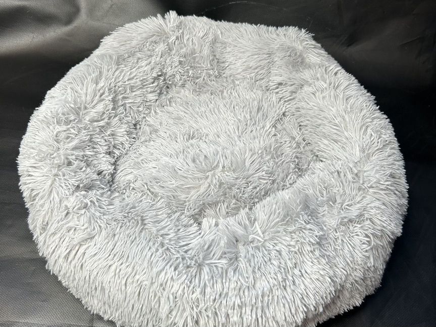 Новая лежанка для животных 60 см пушистая