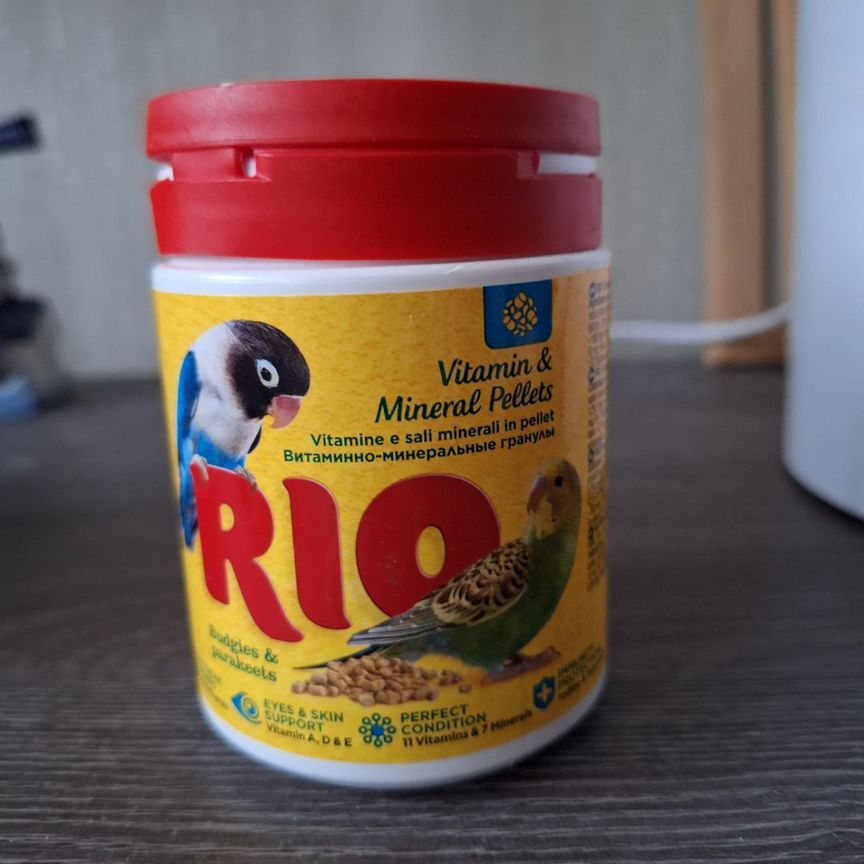 Корм для попугаев (добавки)