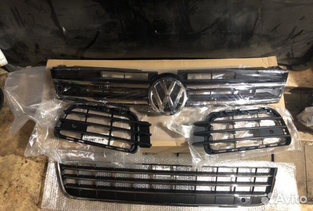 Комплект решёток бампера VW Touareg 2 NF 2010-2014 купить в Москве ...