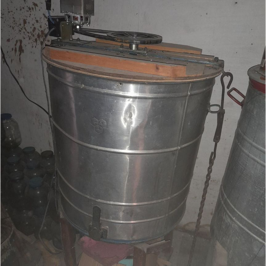 Медогонка 32 рамочная