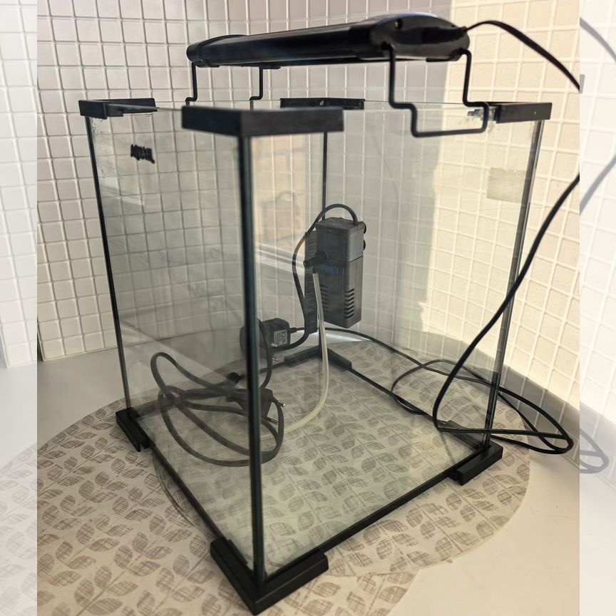 Аквариум Aquael shrimp 20 л 25х25х30 лампа/фильтр