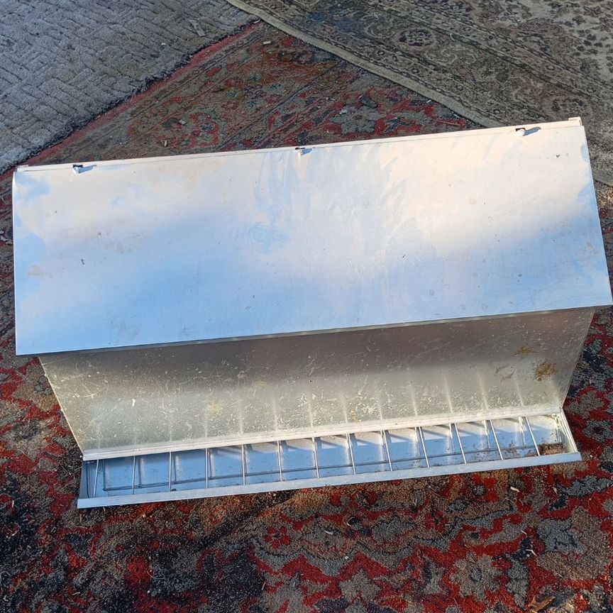 Кормушка для птиц