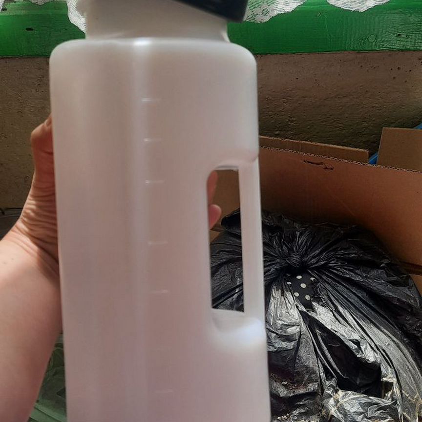 Соска с бутылкой для телят