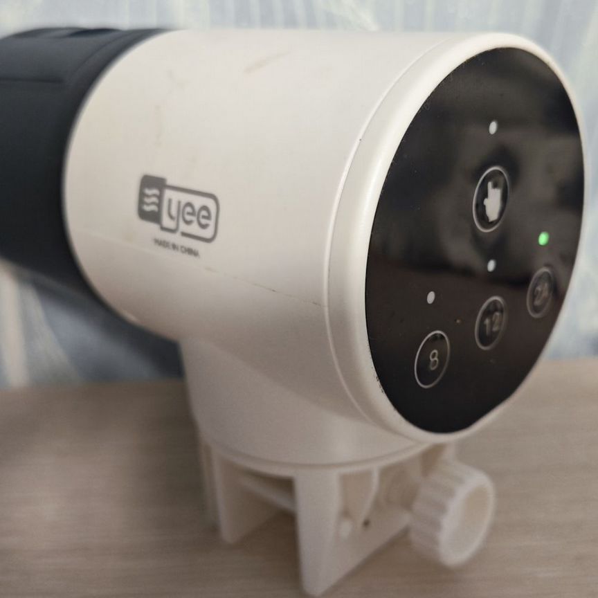 Автокормушка для рыб