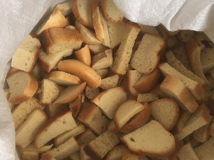 Хлеб,сухари для животных