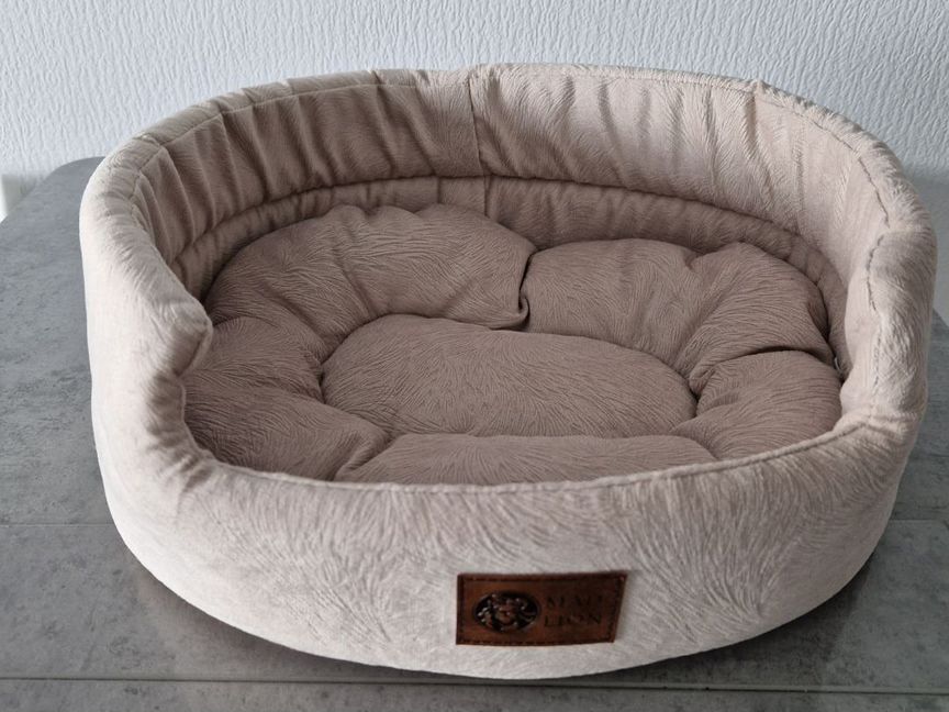 Новая лежанка для кошек и собак