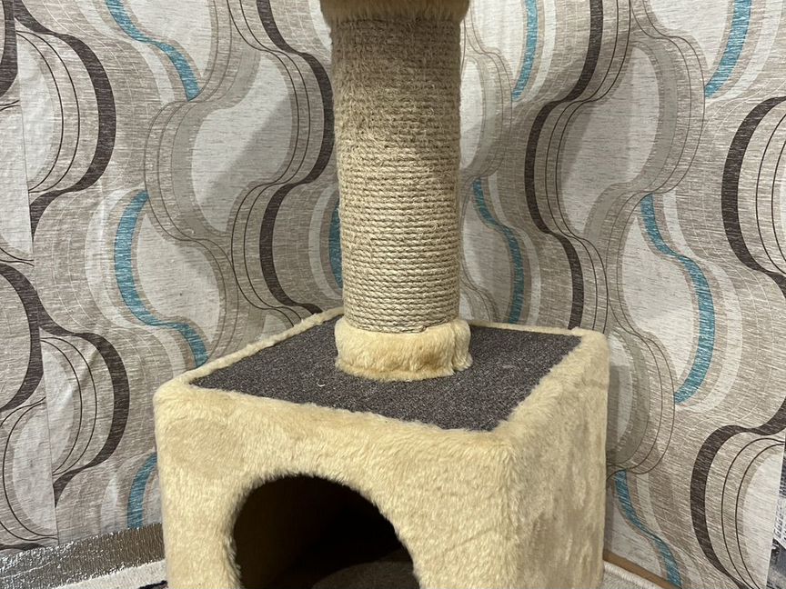 Домик для кошки с когтеточкой бу