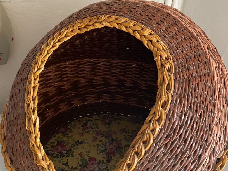 Лежанка для собак и кошек