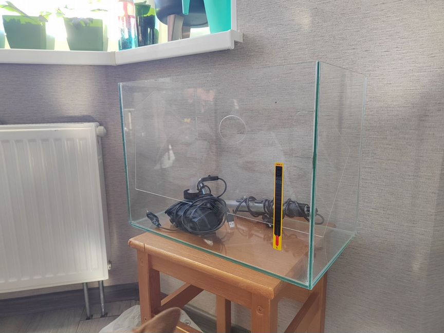 Аквариумы 30л и 20л и грунт