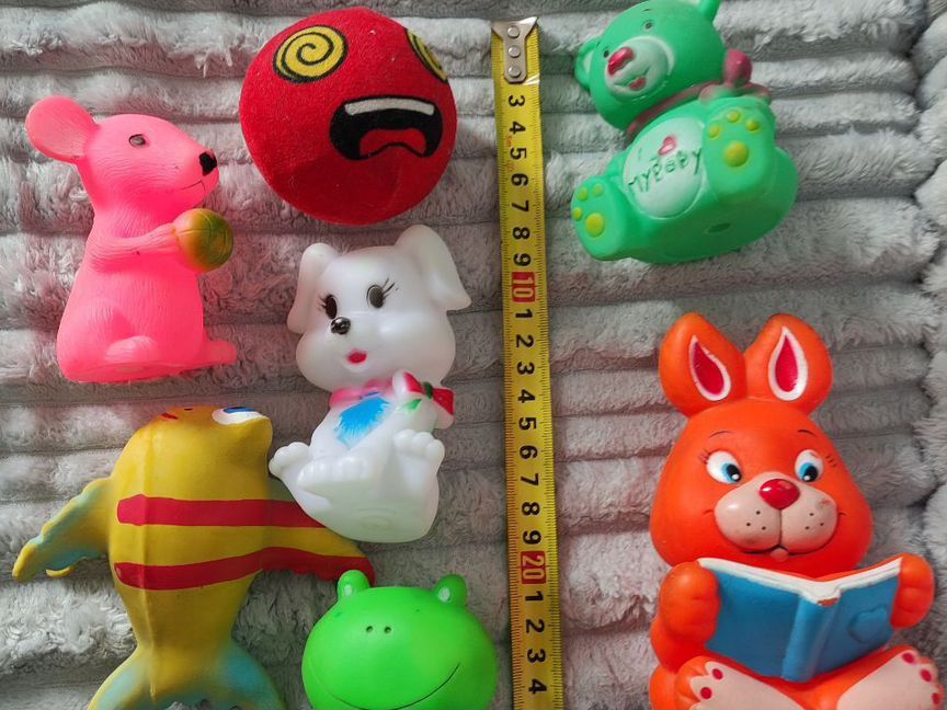 Игрушки для крупных собак