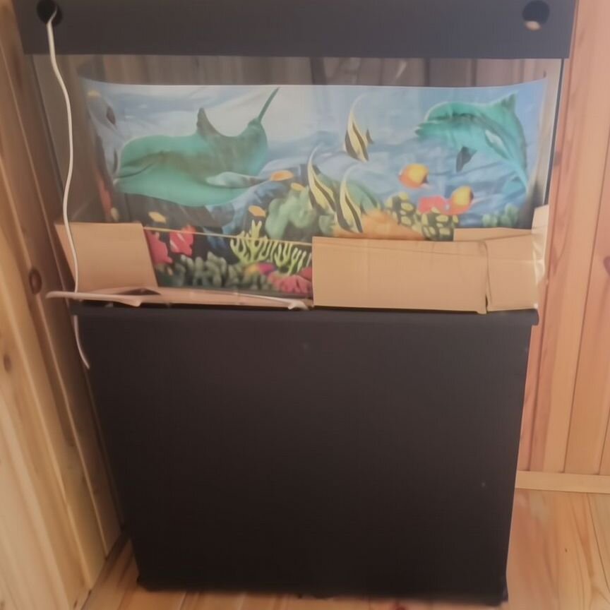 Аквариум с тумбой 50 и более литров
